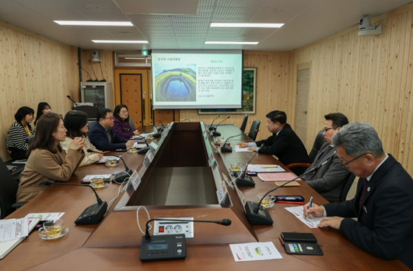 고성군, (가칭) 힐링공원 속 어린이 도서관 자문관 위촉